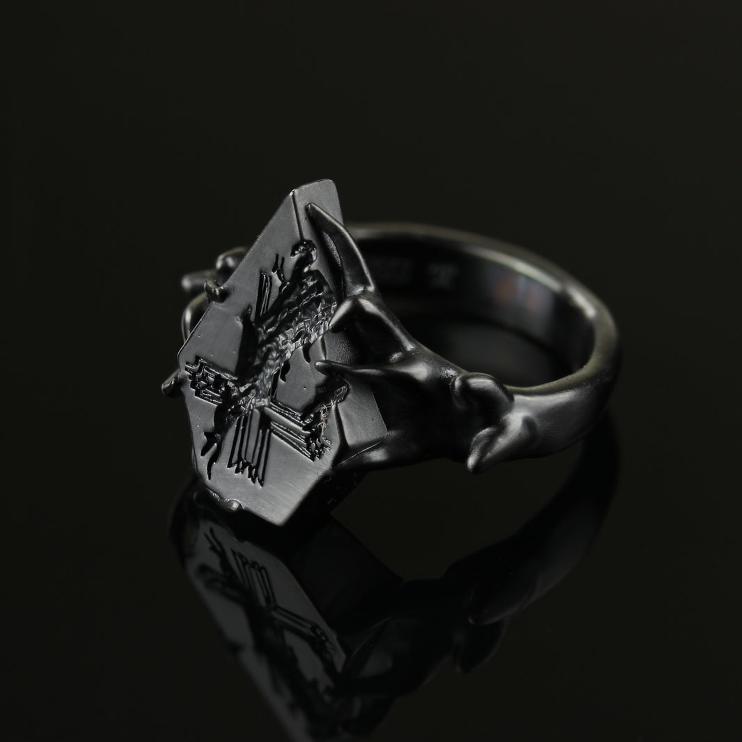 Rings – Des Gray Wearable Art